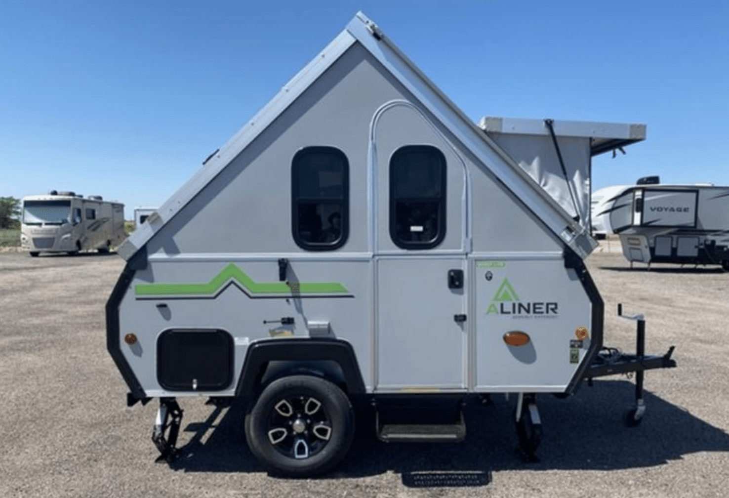 11 Best Small Pop-Up Campers (Pricing & Video Tours Included)